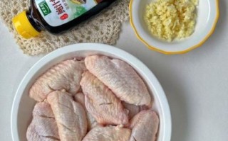 蒜香鸡中翅怎么做_蒜香鸡中翅腌制多久入味