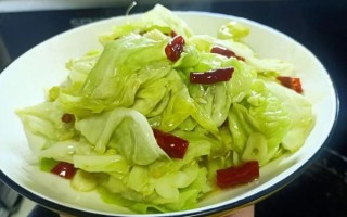 炝炒包菜怎么做好吃_炝炒包菜要不要焯水 炝炒包菜怎么做好吃_炝炒包菜要不要焯水