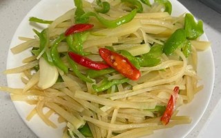 辣椒炒土豆丝怎么做_土豆丝怎么炒才脆