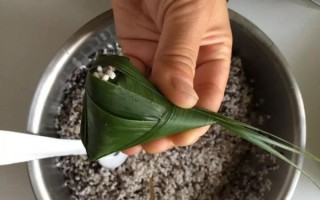 粽子怎么做_粽子做法全过程