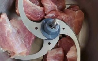 长条锅贴怎么包_长条锅贴包法图解