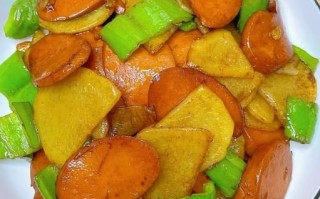 土豆烧肥肠怎么做好吃_家常做法窍门
