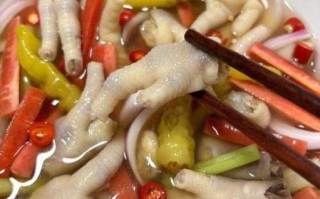 泡椒凤爪怎么做好吃_家常泡椒凤爪做法