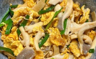 鸡蛋炒蘑菇怎么炒好吃_鸡蛋炒蘑菇的家常做法