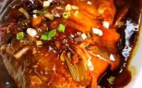 清炖鲤鱼怎么做好吃_清炖鲤鱼家常做法大全