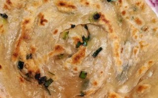 葱花饼怎么做才酥脆松软_葱花饼的配方和技巧