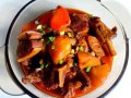 鸭腿炖土豆怎么做_鸭腿炖土豆最正宗的做法