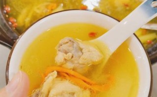 老母鸡汤的功效与作用_孕妇能喝老母鸡汤吗