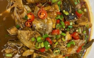 红烧鱼头怎么做_红烧鱼头不腥的窍门