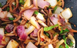 洋葱头怎么做好吃_洋葱头炒什么最香
