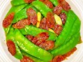 荷兰豆炒腊肉怎么做好吃_荷兰豆炒腊肉做法窍门