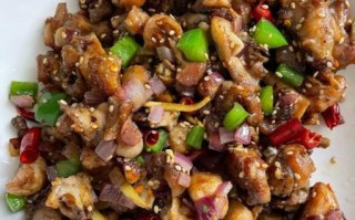 辣子肉丁核桃怎么做_辣子肉丁核桃家常做法