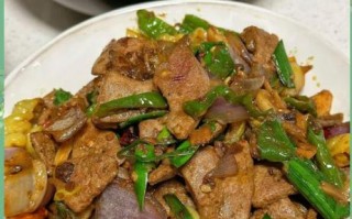 爆炒猪肝怎么做又嫩又好吃_猪肝嫩滑不腥的秘诀