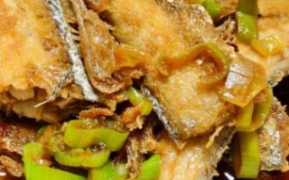 红烧带鱼怎么做好吃_红烧带鱼的家常做法窍门