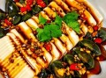 皮蛋豆腐怎么做_皮蛋豆腐热量高吗