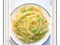 青椒土豆丝怎么做才脆_正宗家常做法步骤