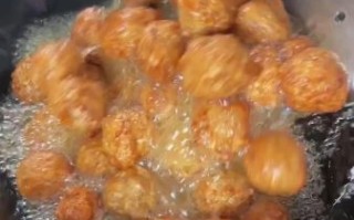 炸瘦肉丸怎么做_炸瘦肉丸配方比例