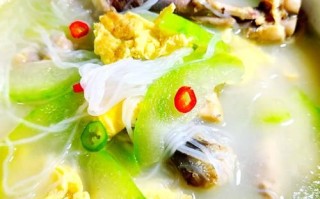 冬瓜炖粉条怎么做_冬瓜炖粉条的家常做法