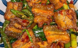 回锅肉配菜有哪些_回锅肉用什么蔬菜炒最香