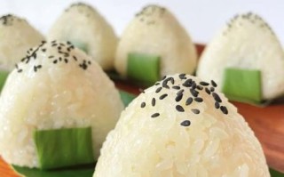 糯米饭团怎么做_糯米饭团的做法步骤