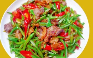 芸豆炒肉怎么炒好吃_芸豆炒肉焯水还是直接炒