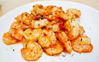 炒虾球怎么做才鲜嫩_炒虾球用什么虾最好