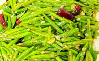 四季扁豆怎么炒好吃_四季扁豆炒前要不要焯水