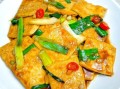 煎豆腐怎么不粘锅_家常煎豆腐做法