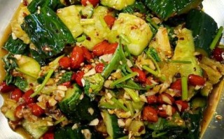 拍凉拌黄瓜怎么做好吃_拍黄瓜要不要焯水