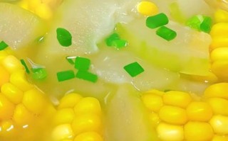 冬瓜玉米汤怎么做_冬瓜玉米汤需要焯水吗