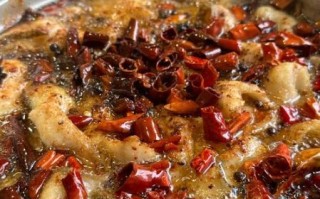 正宗黑鱼水煮鱼怎么做_水煮鱼片嫩滑不碎技巧