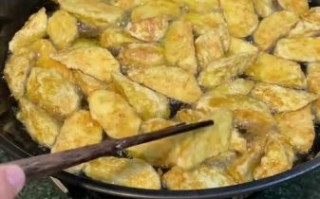 红烧茄子裹鸡蛋怎么做_红烧茄子裹鸡蛋好吃吗