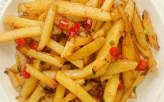 红烧土豆条怎么做才好吃_红烧土豆条要不要先焯水