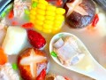 香菇炖排骨汤怎么做_香菇炖排骨汤需要焯水吗