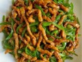 青椒炒肉丝怎么做才好吃_青椒炒肉丝作文怎么写