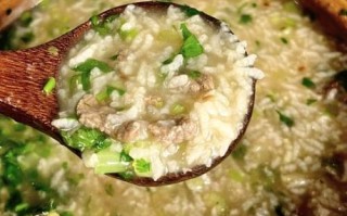 广式生滚牛肉粥怎么做_牛肉粥如何嫩滑不腥