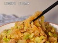 菜花粉条炒肉片怎么做_菜花粉条炒肉片家常做法
