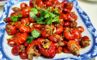 辣炒虾尾怎么做_辣炒虾尾家常做法
