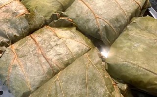 荷叶糯米鸡怎么做_荷叶糯米鸡用什么荷叶