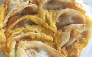 鸡蛋锅贴饺子怎么做_鸡蛋锅贴饺子皮怎么和面