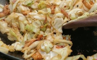 莲白炒肉怎么做_莲白炒肉用哪个部位肉