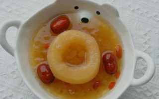 雪梨冰糖银耳止咳的做法_雪梨银耳汤怎么做润肺止咳