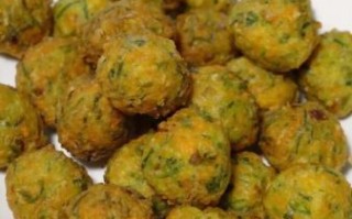 炸萝卜丸子怎么做_萝卜丸子不吸油配方窍门