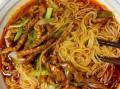 肉丝面怎么做_肉丝面汤头怎么调才鲜