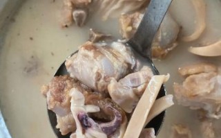 鱿鱼干煲汤搭配什么好喝_最佳食材推荐