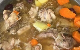 内蒙古炖羊肉的家常做法_炖羊肉怎么做好吃不膻