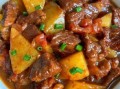 牛肉炖土豆怎么做好吃_牛肉炖土豆的做法步骤