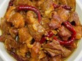 红烧牛肉怎么做好吃又嫩_家常红烧牛肉视频教学