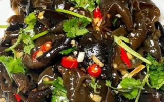 凉拌木耳不焯水能吃吗_木耳凉拌前要不要焯水