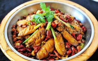 干锅鸡中翅怎么做_干锅鸡中翅的做法窍门
